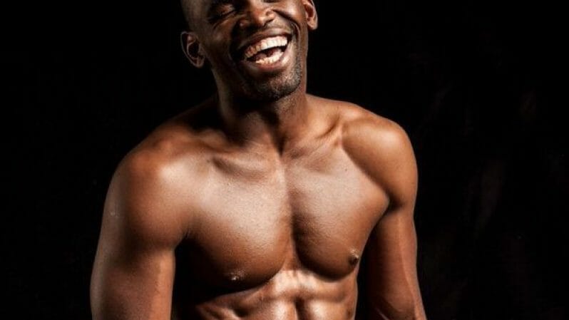 Siv Ngesi's #ShowmaxAddiction